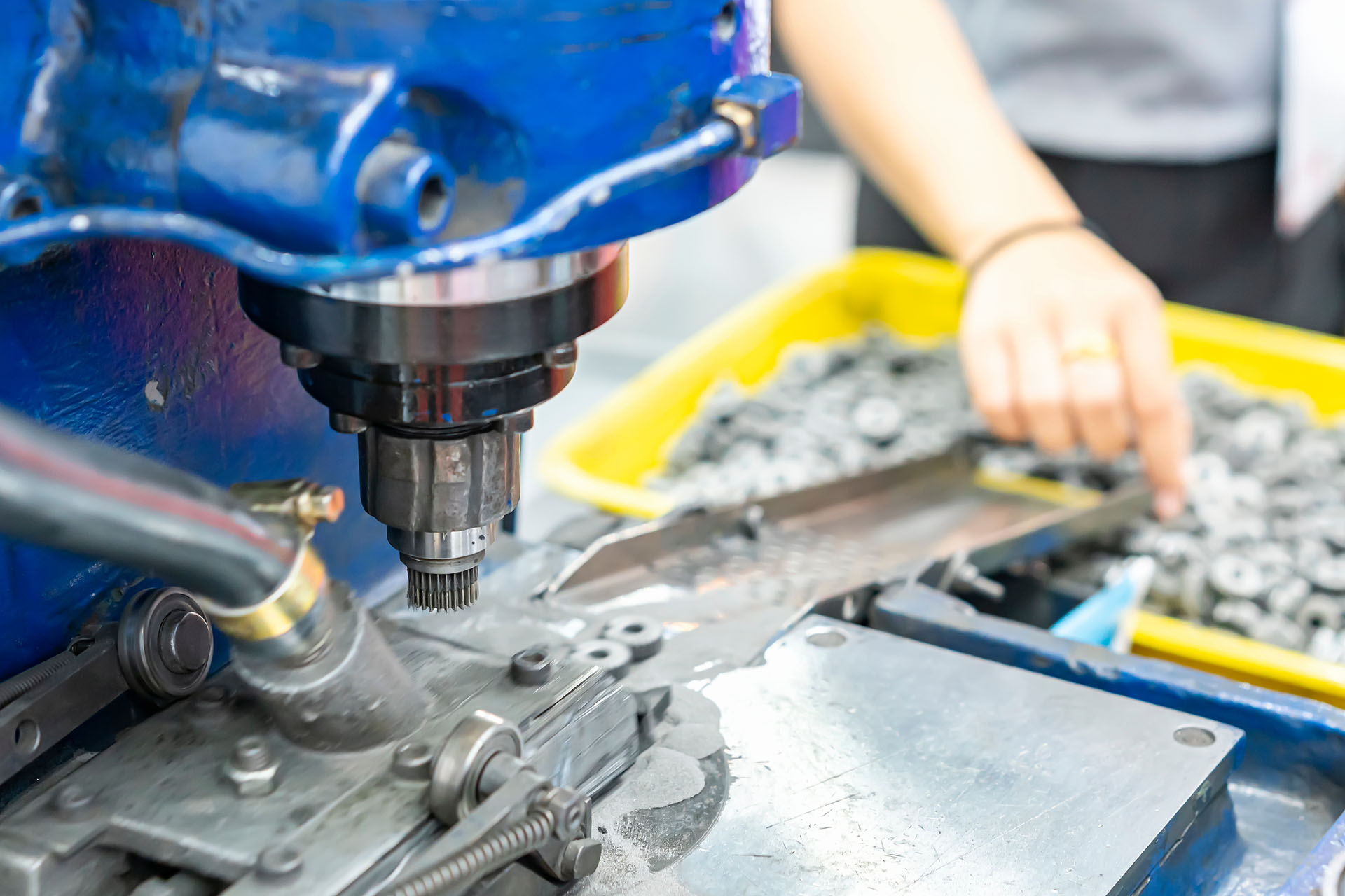 Bearing ball quality control by eddy current testing | FOERSTER Group